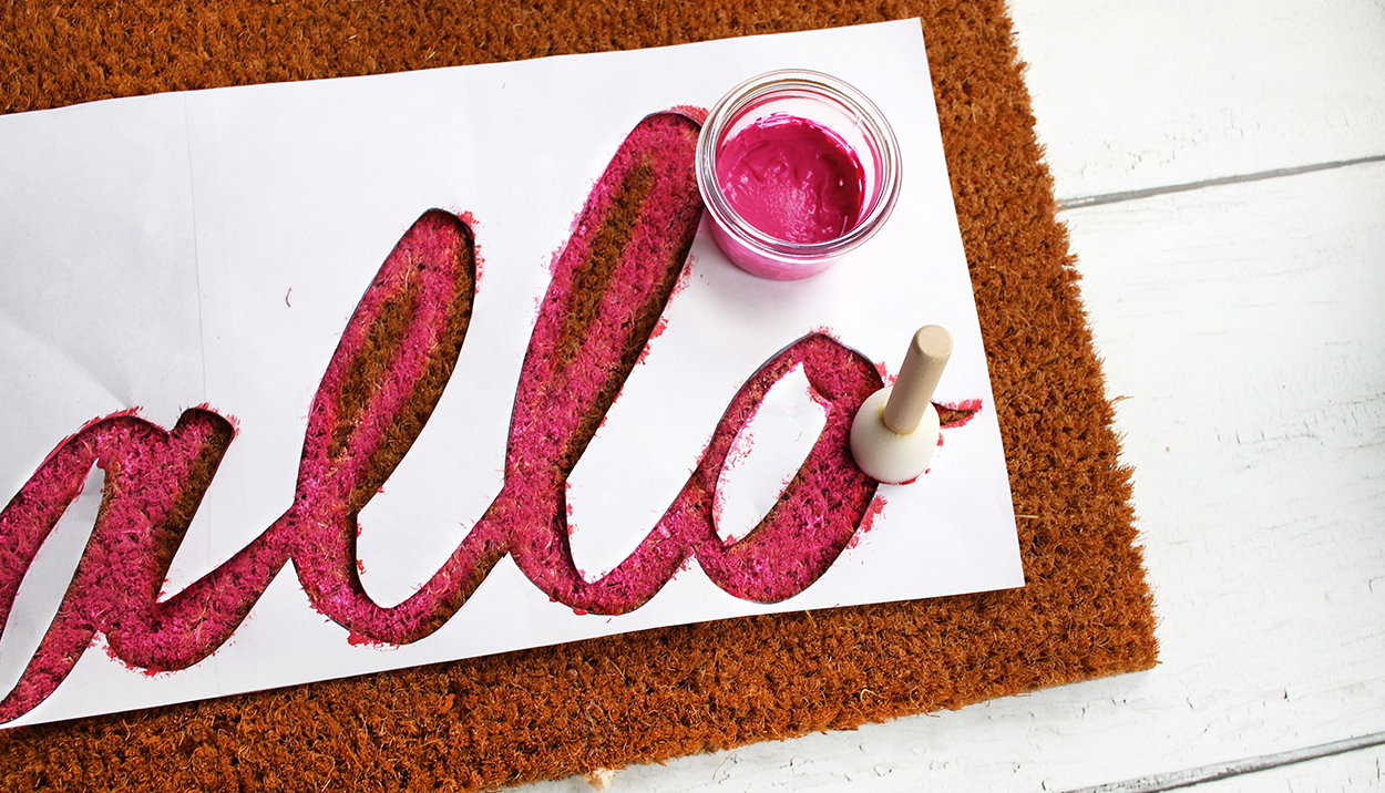 Do it yourself: Fussmatte mit coolen Schriftzug selbst gestalten